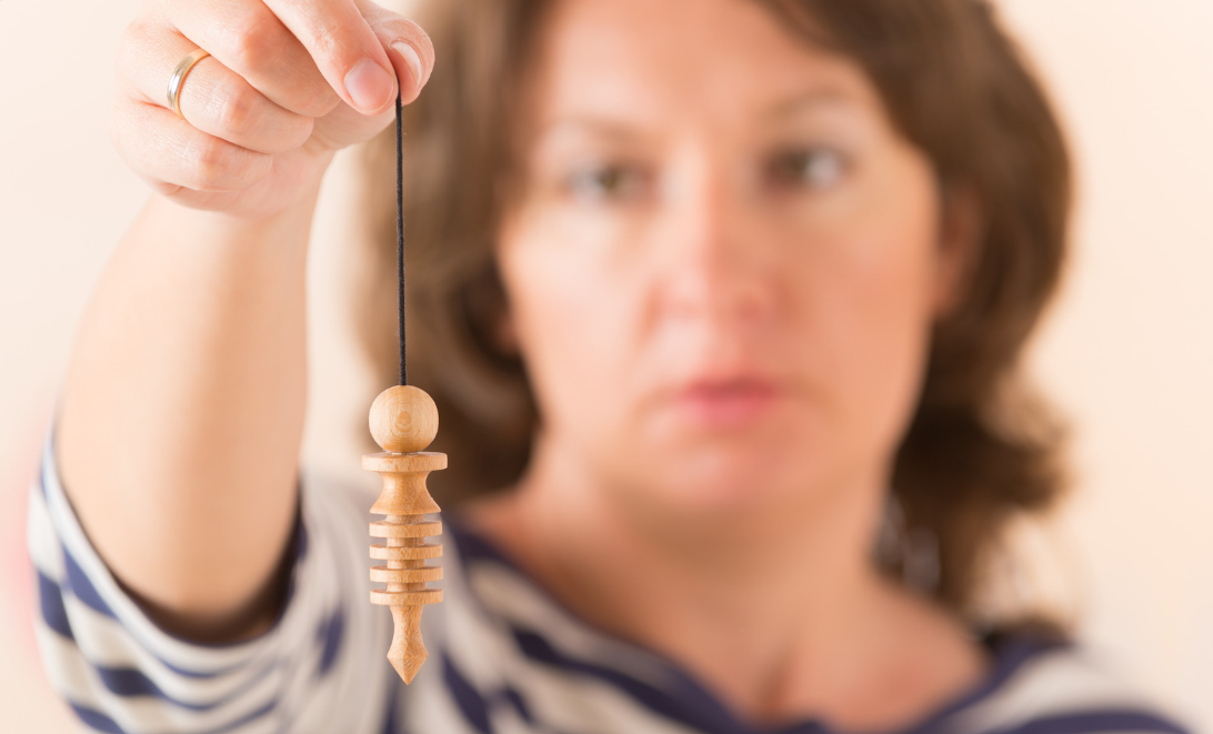 Using Pendulums to Increase Intuition: A Practical Guide to Connecting with Inner Wisdom ...